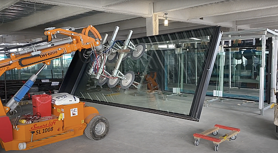 Bigger Glass = Smarter Lifting Solutions – Great Lakes Lifting